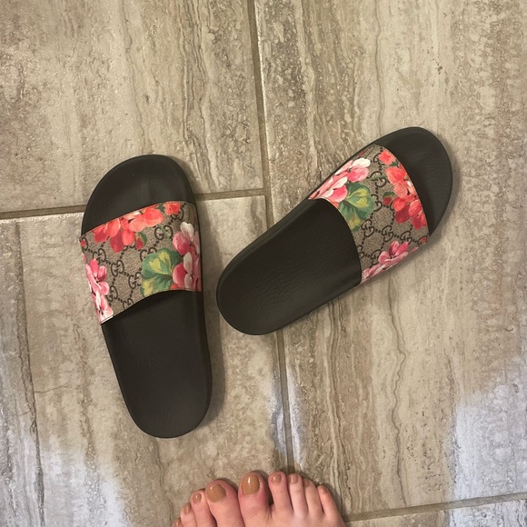 Gucci | Shoes | Gucci Bloom Supreme Slides | Poshmark